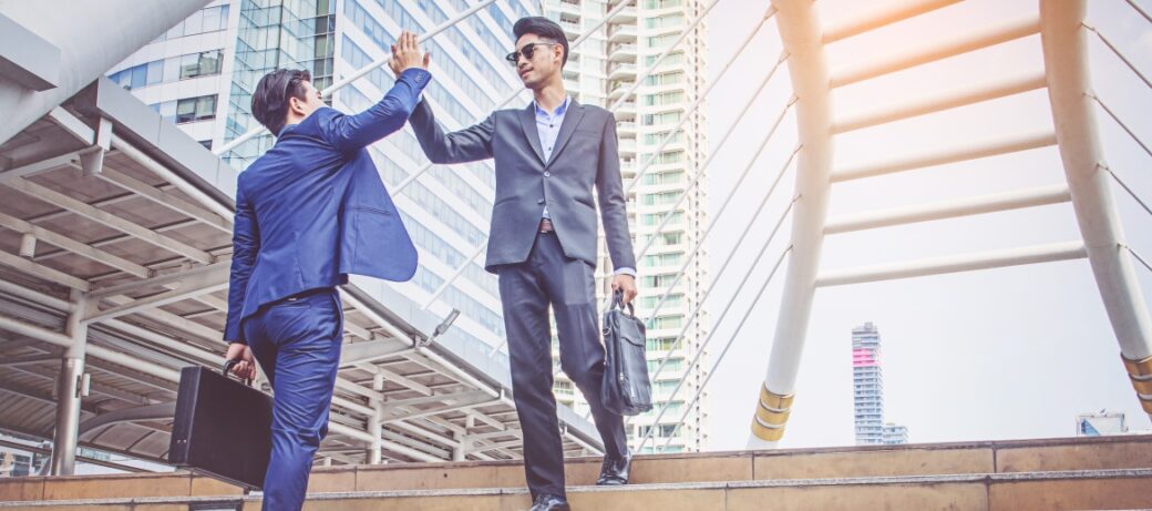 How to Motivate and Engage Employees Through Praise and Rewards ...